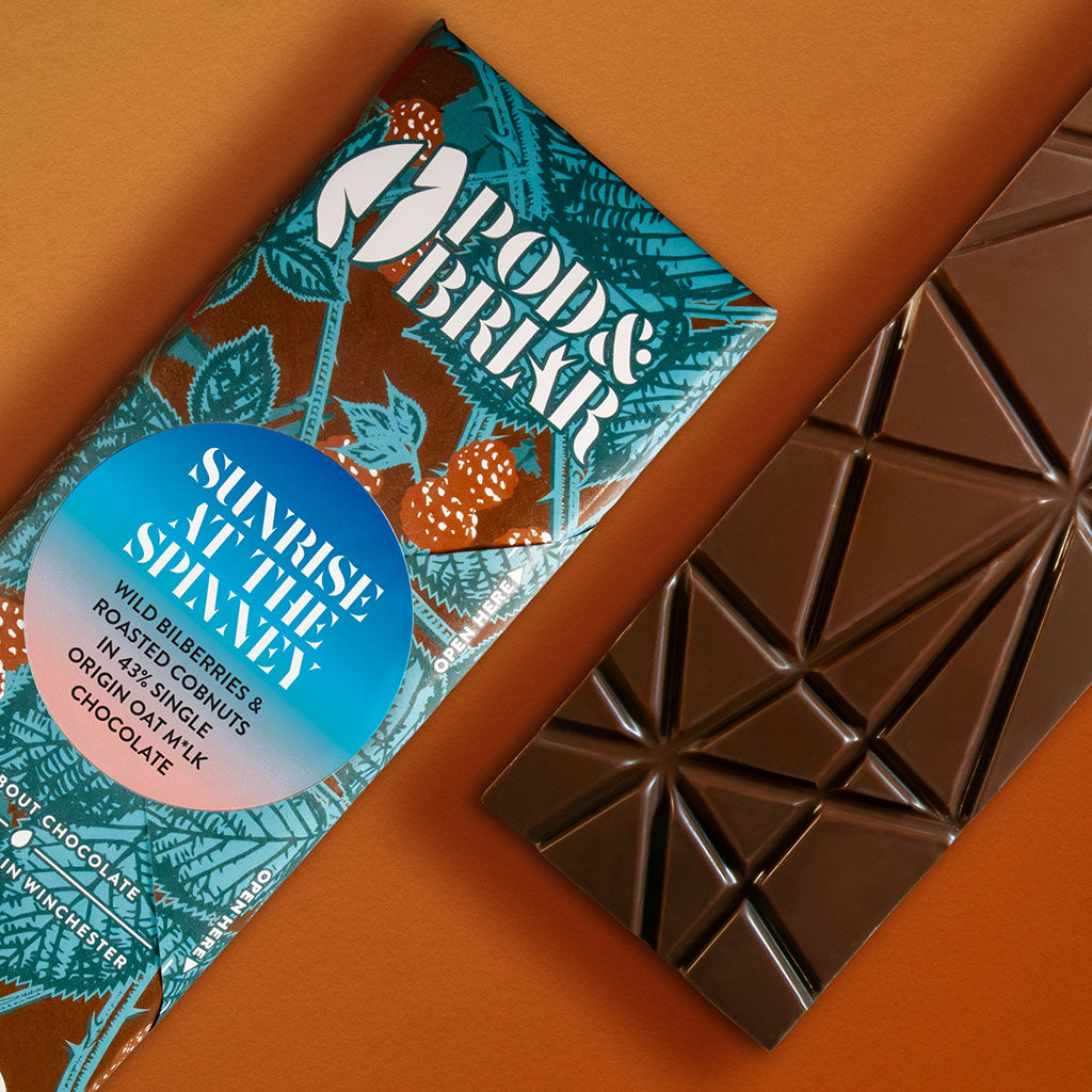 Wild bilberries & roasted cobnuts oat m*lk chocolate bar 95g – Pod & Briar